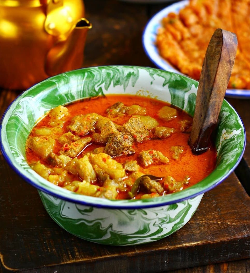 5 Masakan Minang Berbahan Jeroan, Pernah Coba Gulai Banak?