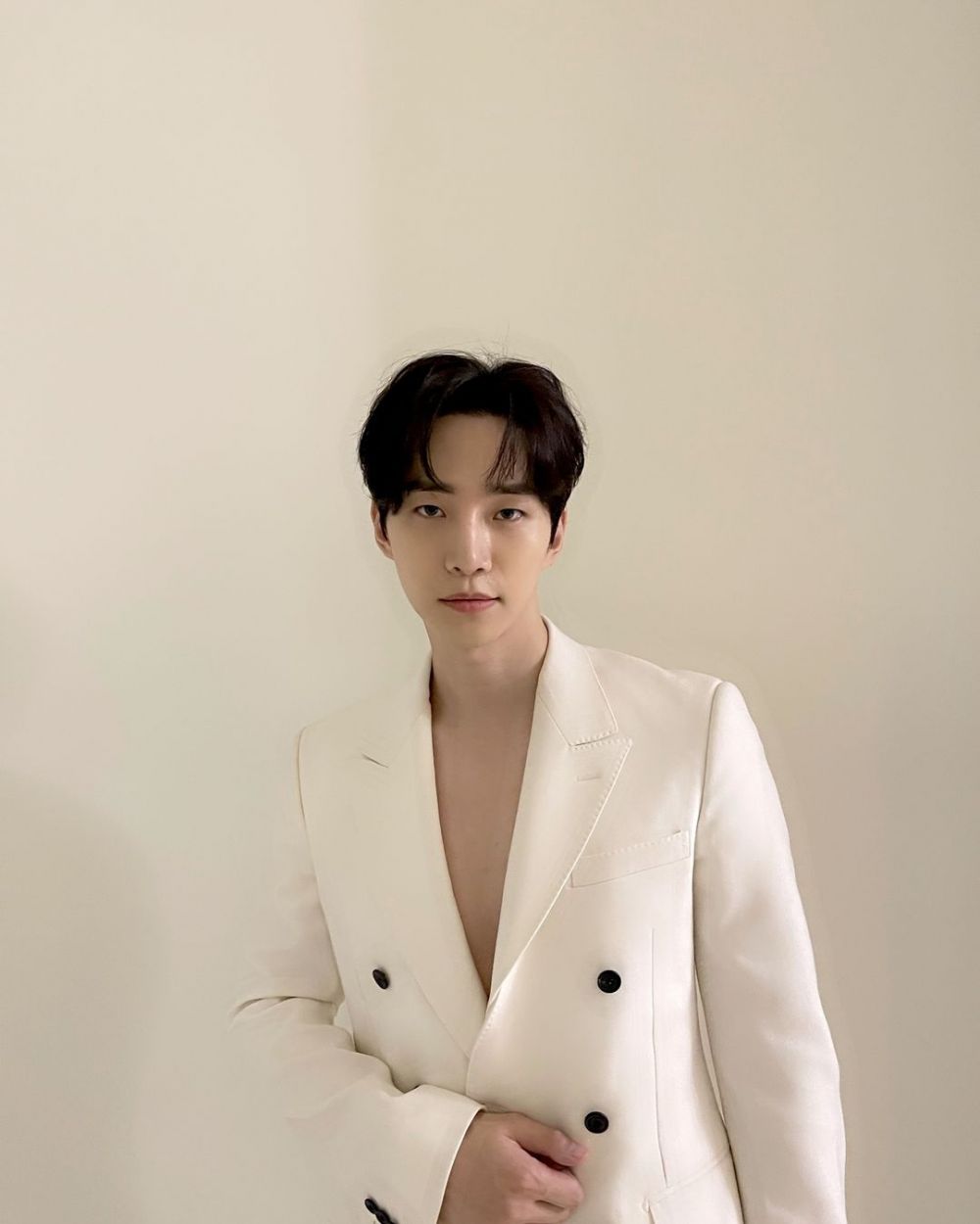 10 Adu Pesona Junho dan Taecyeon 2PM, Comeback di Drama