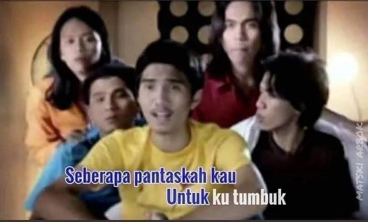 10 Meme Lirik Lagu Ini Bikin Pengen Ikutan Nyanyi