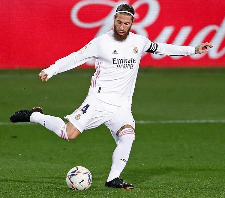 5 Bek dengan Torehan Gol Terbanyak di Liga Champions