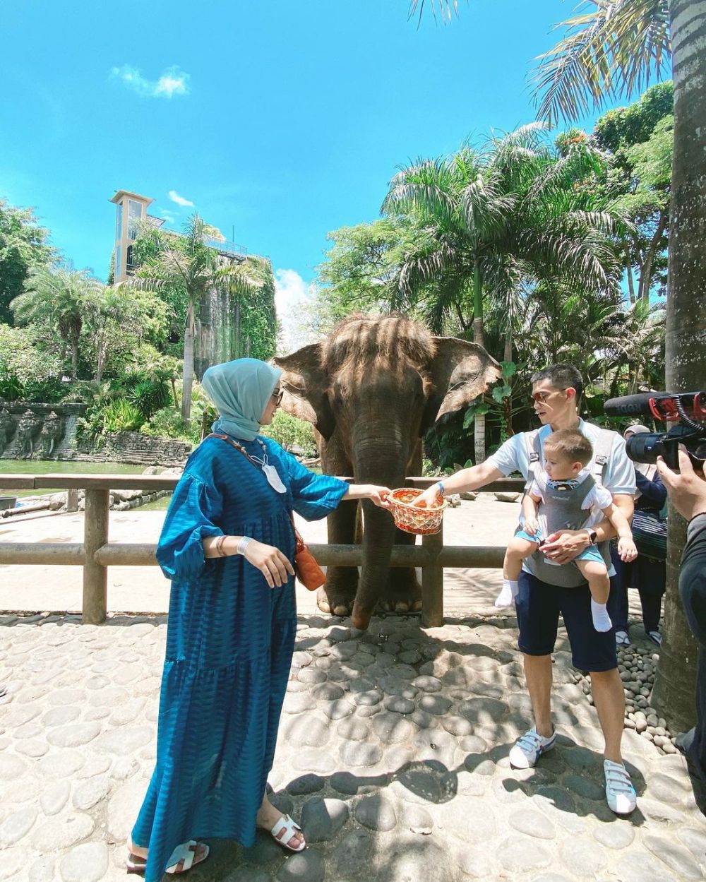 10 Potret Seru Liburan Citra Kirana dan Rezky Aditya di Bali