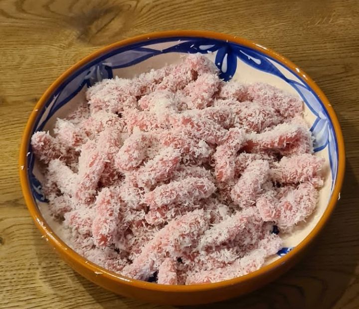 Resep Membuat Kue Cenil Khas Kebumen yang Manis dan Kenyal