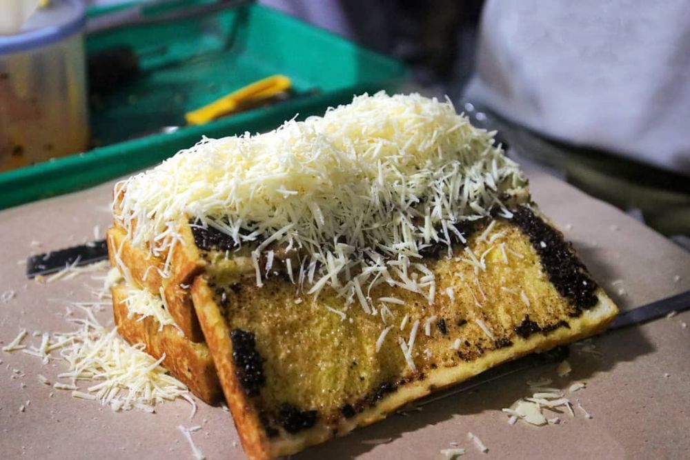 Roti Bakar Gerobak Terbaik di Yogyakarta