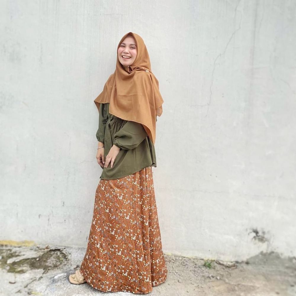 9 Potret Puput Melati, Sudah Jadi Ibu 5 Anak