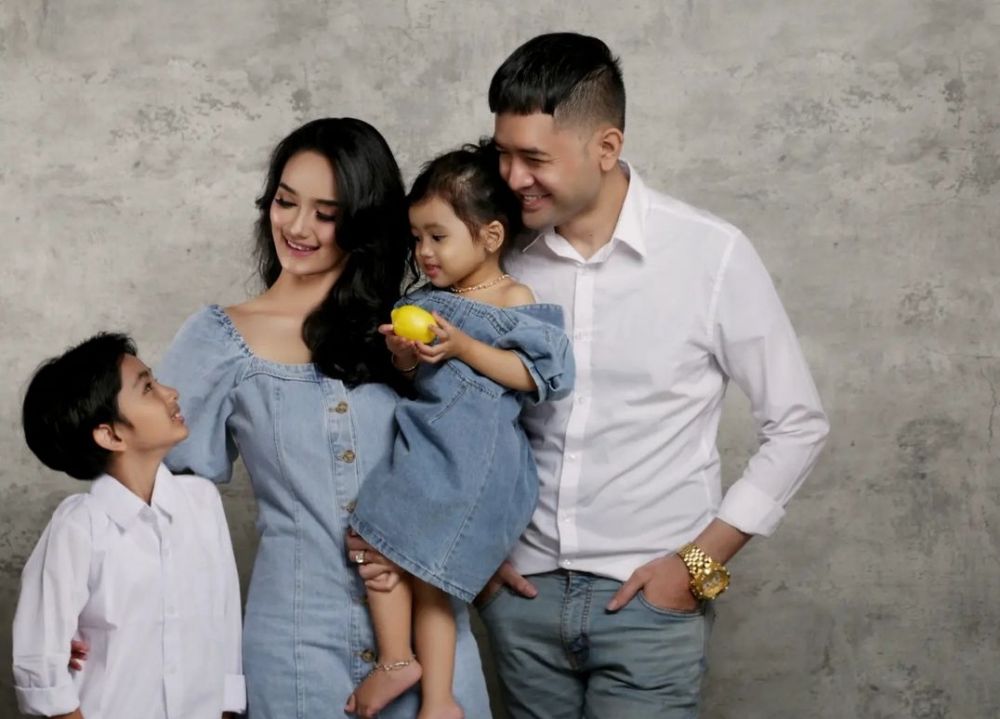 Potret Terkini Faby Marcelia yang Berusia 27 Tahun, Menawan!