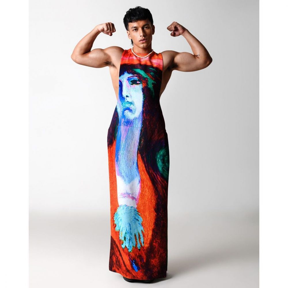 9 Potret Artis Pria Bergaya Nyentrik, Berani Tampil Beda!