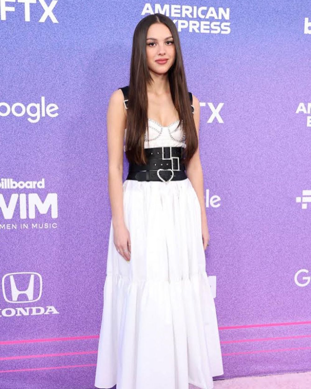 9 Ide Gaya Rambut Ala Olivia Rodrigo