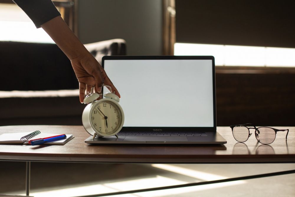 5 Tips Sederhana biar Gak Telat Bangun Sahur, Perhatikan ya! 5 Tips Sederhana biar Gak Telat Bangun Sahur, Perhatikan ya!