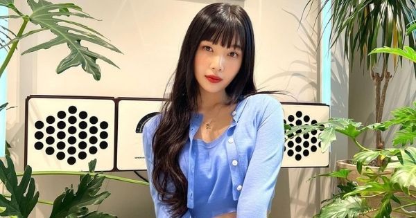 7 Inspirasi Gaya Rambut Poni Depan ala Idol KPop