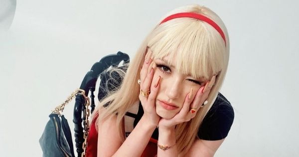 7 Inspirasi Gaya Rambut Poni Depan ala Idol KPop