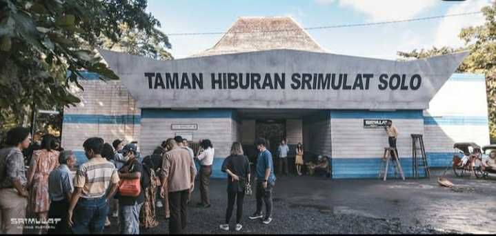 Film Srimulat: Hil Yang Mustahal, Karya Biopik yang Apik Film Srimulat: Hil Yang Mustahal, Karya Biopik yang Apik