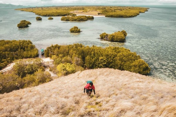 Potret Pulau Kambing Bima