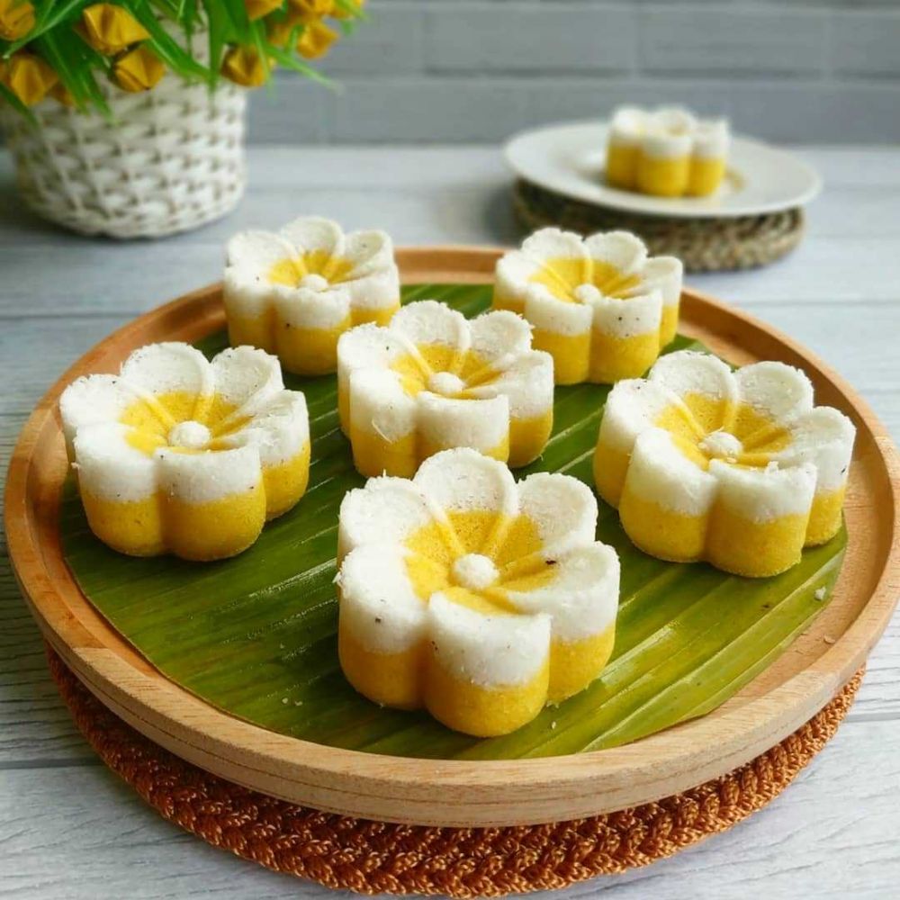10 Kue Tradisional Berbentuk Bunga, Sayang buat Dimakan!