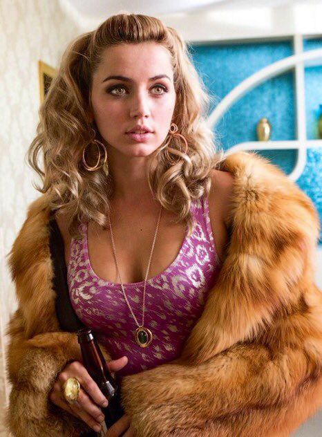 10 Transformasi Ana De Armas Di Film Terbaru Jadi Marilyn