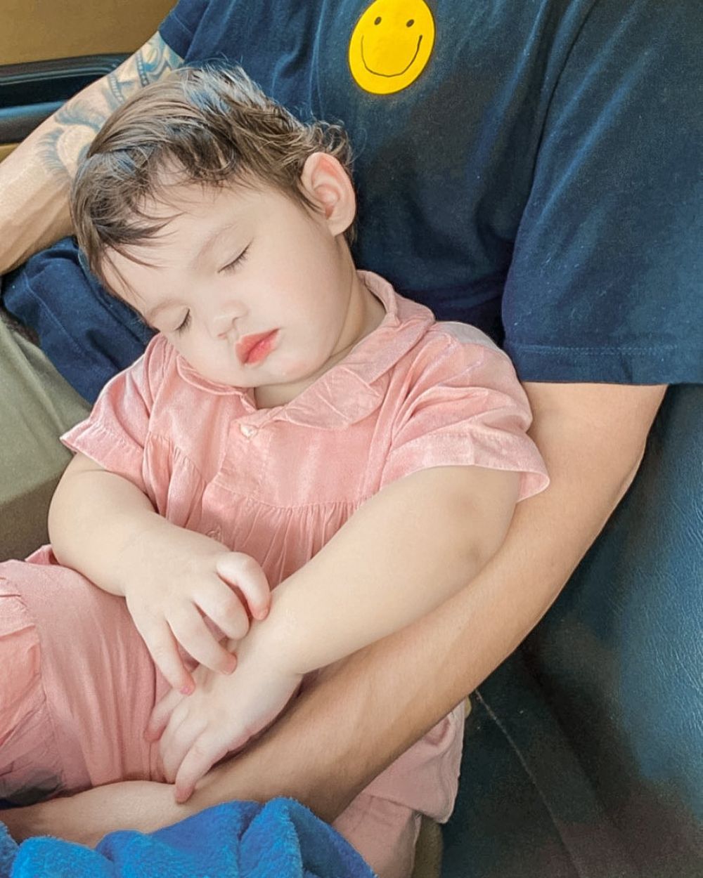 9 Potret Lucu Summer, Anak Ricky Komo yang Berusia 1 Tahun!