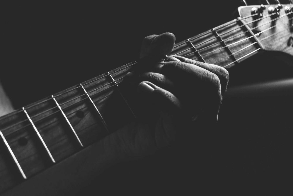 Filosofi Menarik Seputar Alat Musik Gitar Filosofi Menarik Seputar Alat Musik Gitar