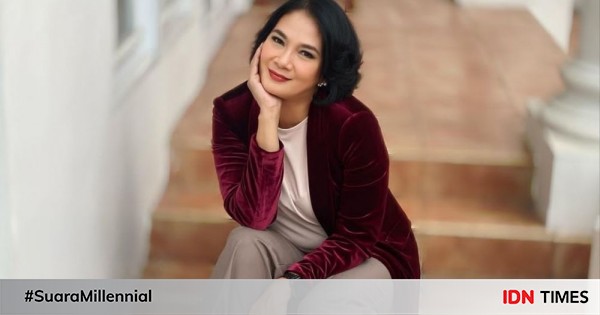 9 Potret Terbaru Dian Nitami yang Semakin Eksis di Umur 51