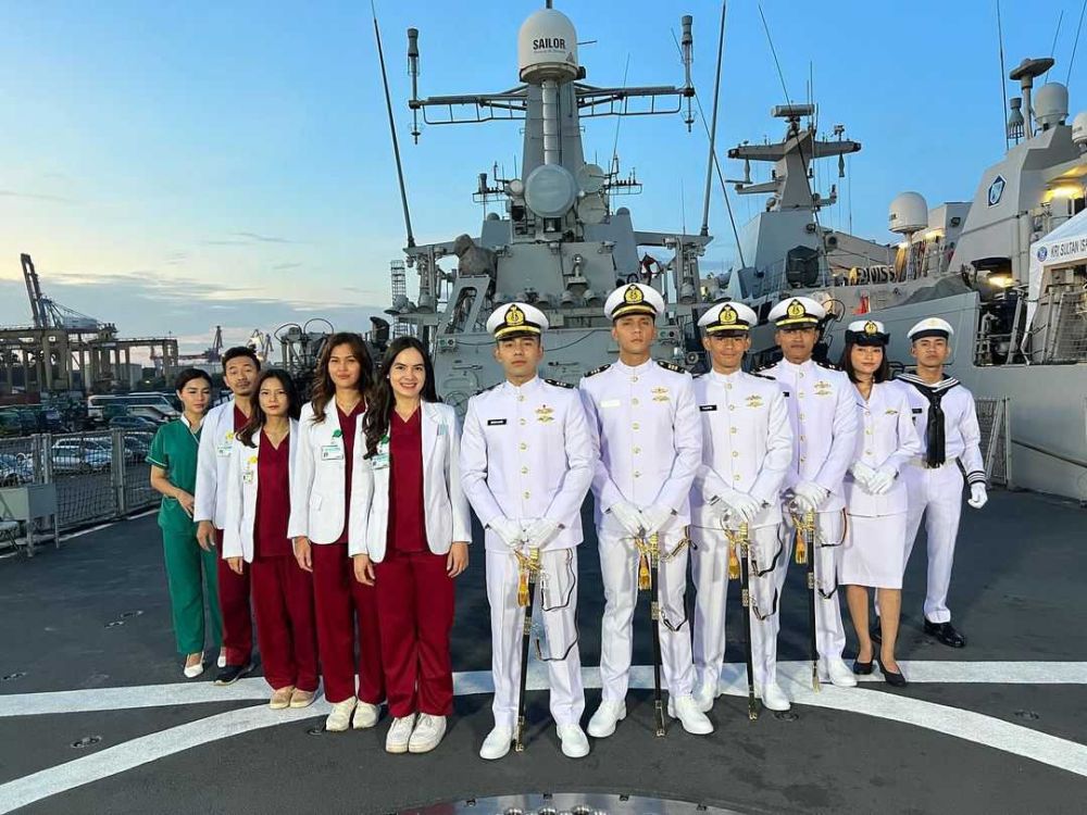 Shandy William Pakai Seragam TNI-AL Main di Bintang Samudera