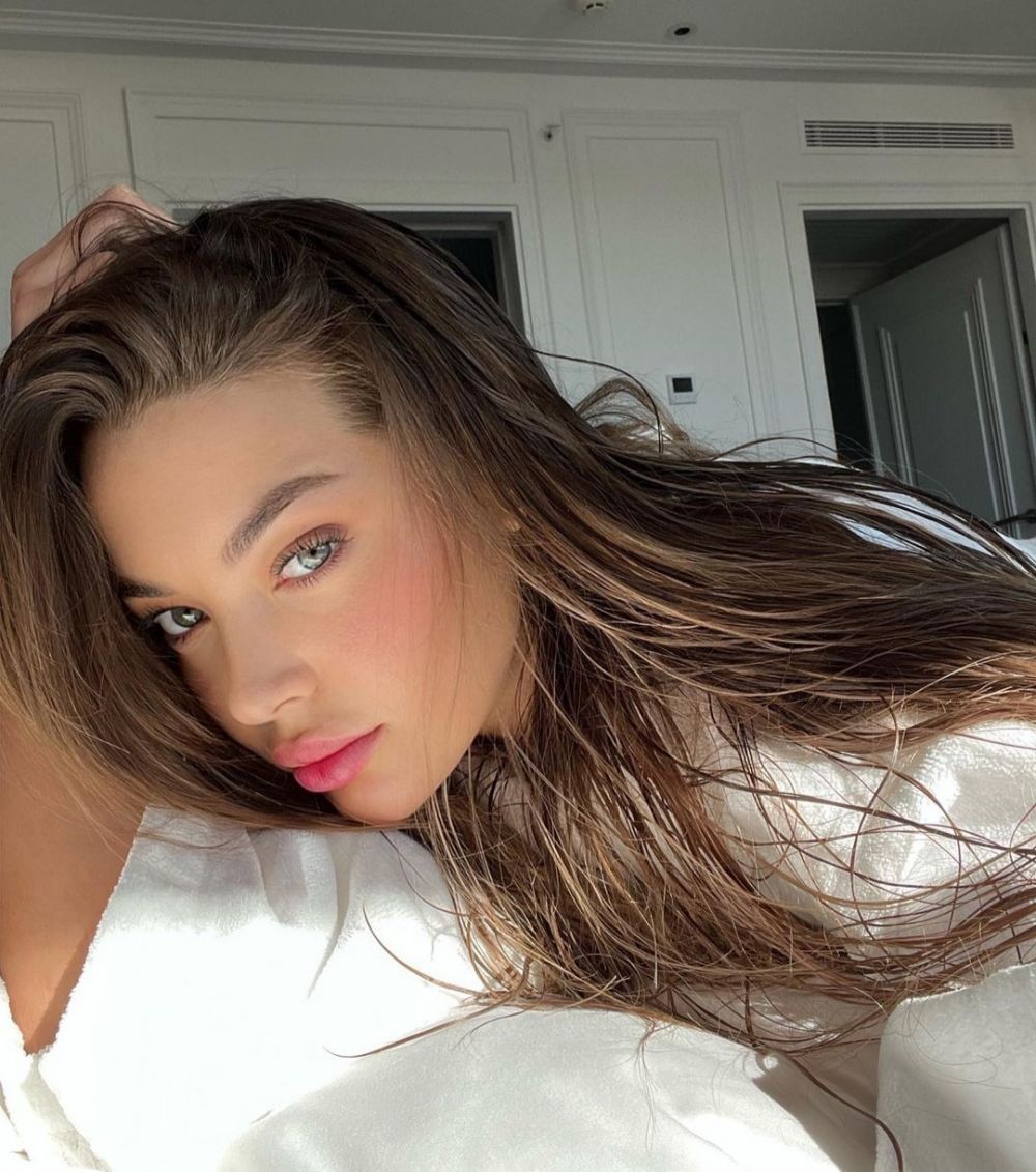 9 Potret Alicia Faubel Miss Universe Spanyol 2022, Memukau! 9 Potret Alicia Faubel Miss Universe Spanyol 2022, Memukau!