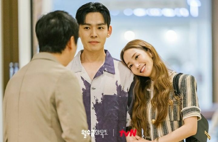 Potret Park Min Young dan Kang Hyung Suk di Love in Contract