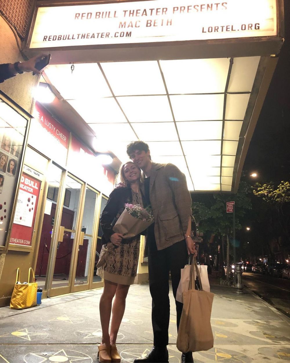 Perjalanan Cinta AnnaSophia Robb dan Trevor Paul, Menikah!