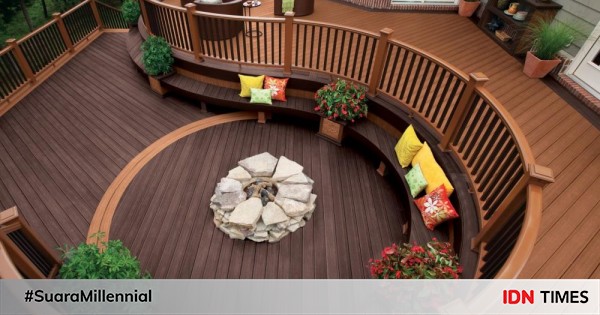 9 Inspirasi Teras Dek Kayu, Ruang Terbuka Jadi Stylish