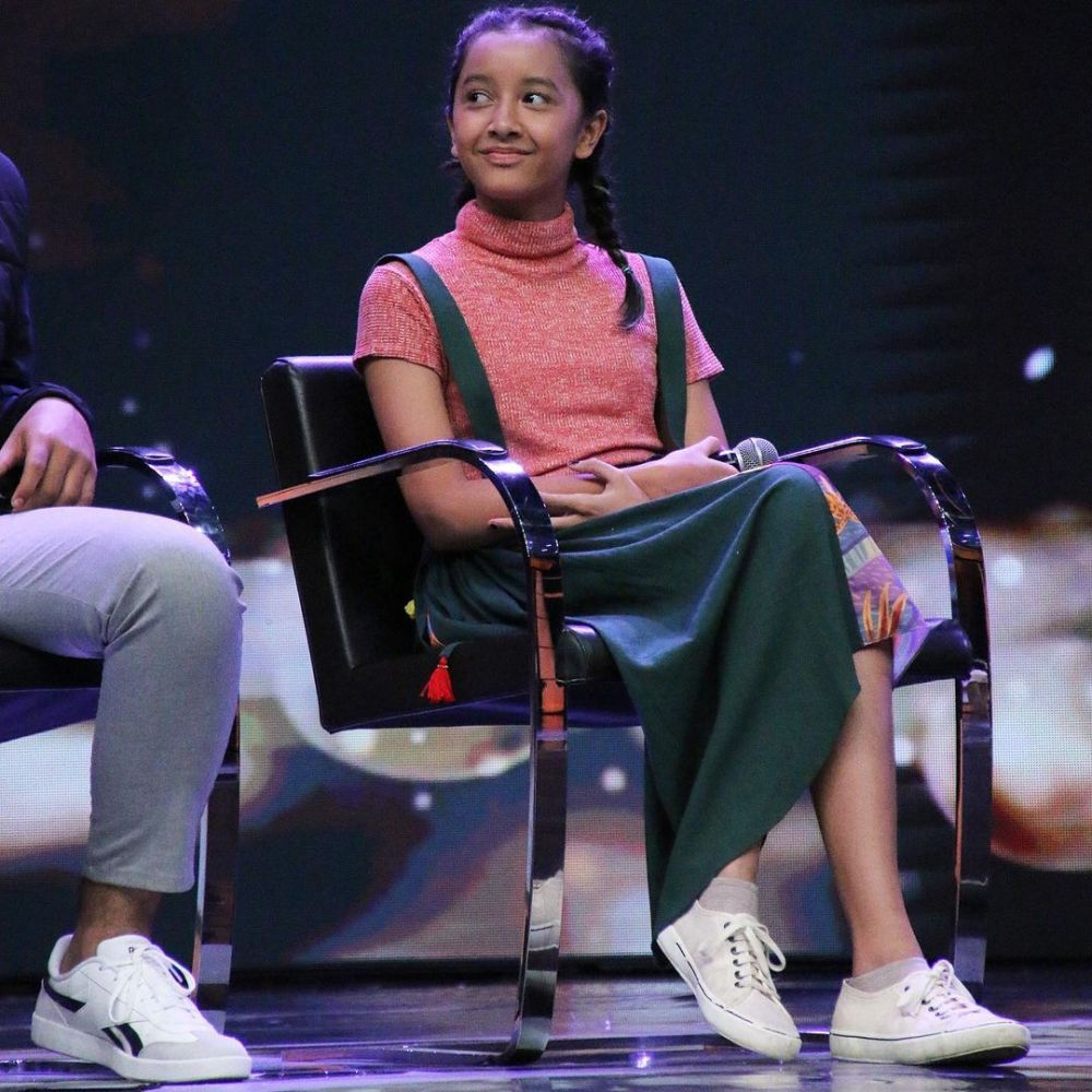 10 Potret Widuri Putri Sasono dengan Busana ala Remaja