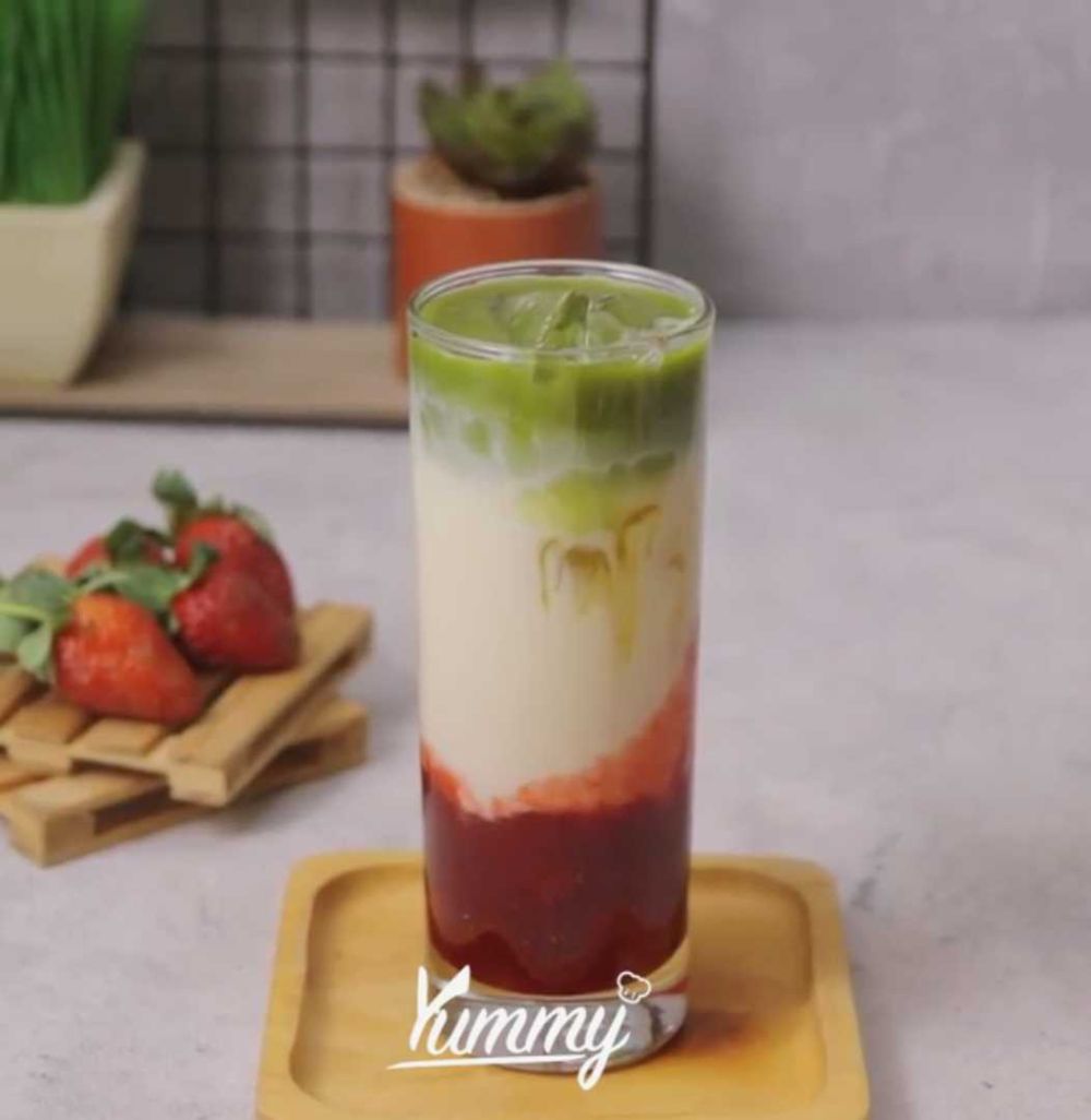 7 Resep Minuman Berbahan Strawberry, Segar dan Sehat!