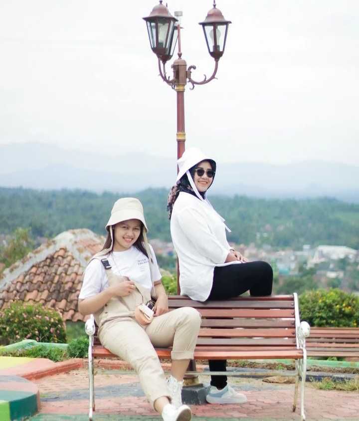 10 Potret Bukit Idaman, Tempat Foto Instagramable di Lampung