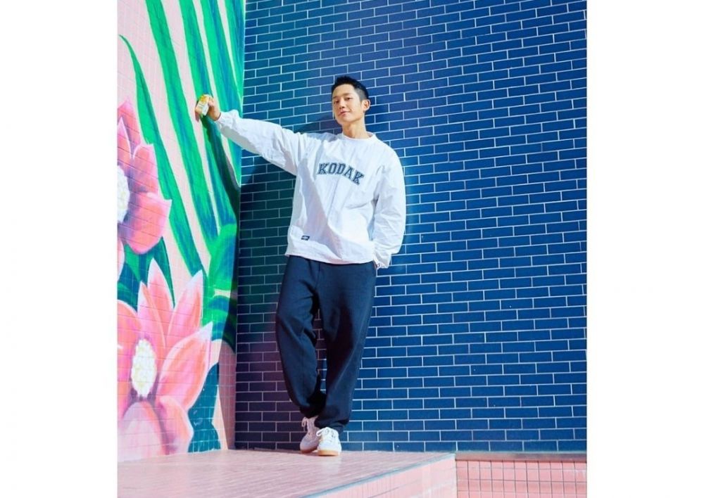 9 Ide OOTD Ngampus ala Aktor Connect Jung Hae In