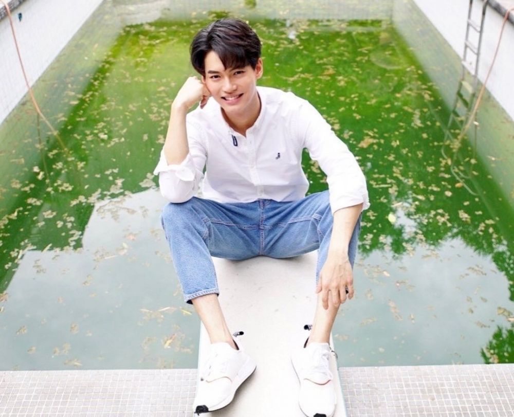 9 Ide Outfit untuk Kuliah ala Aktor Thailand Win Metawin