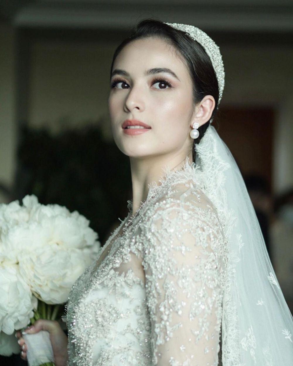 10 Potret Transformasi Chelsea Islan dari Kecil hingga Menik