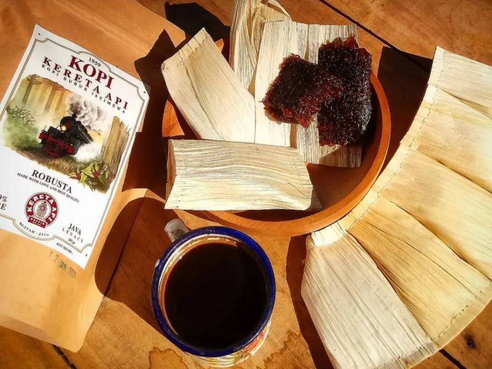 Rekomendasi Camilan Khas Blitar