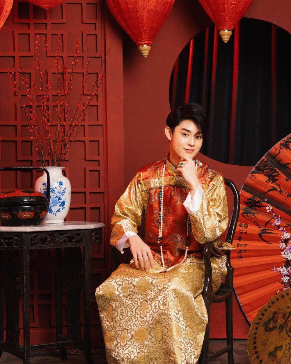 9 Artis dan Selebgram Indonesia yang Photoshoot Tema Imlek