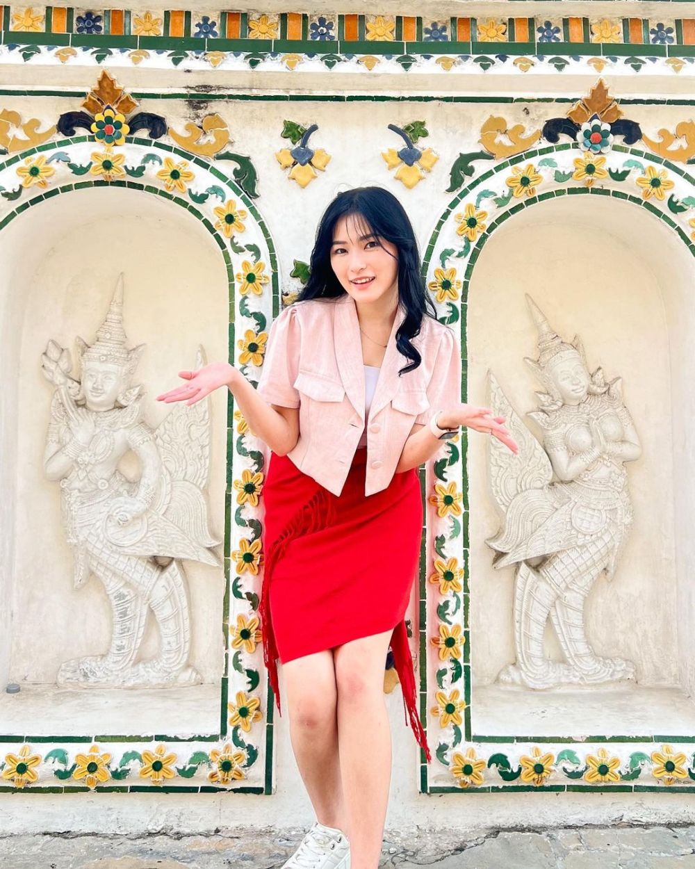 10 Potret Angelia Christy, Kekasih Victor Agustino