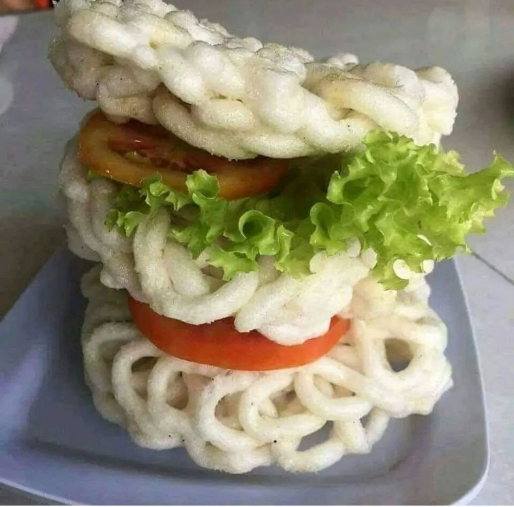 11 Potret Cara Makan Warga +62 Ini Nyeleneh tapi Kocak Abis!