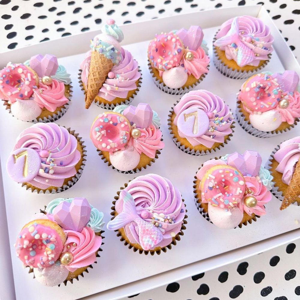 11 Inspirasi Desain Cupcake Estetik untuk Hadiah Ulang Tahun