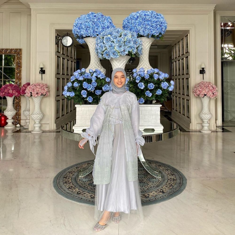 12 OOTD Kebaya Modern dengan Rok Tutu untuk Acara Formal