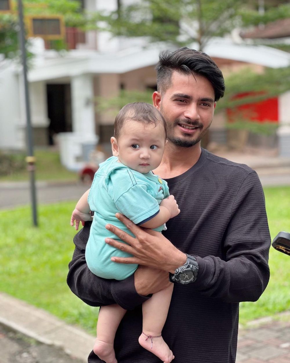 Viral Lamaran Ditolak, 10 Potret Terbaru Asib Ali makin Kece Viral Lamaran Ditolak, 10 Potret Terbaru Asib Ali makin Kece