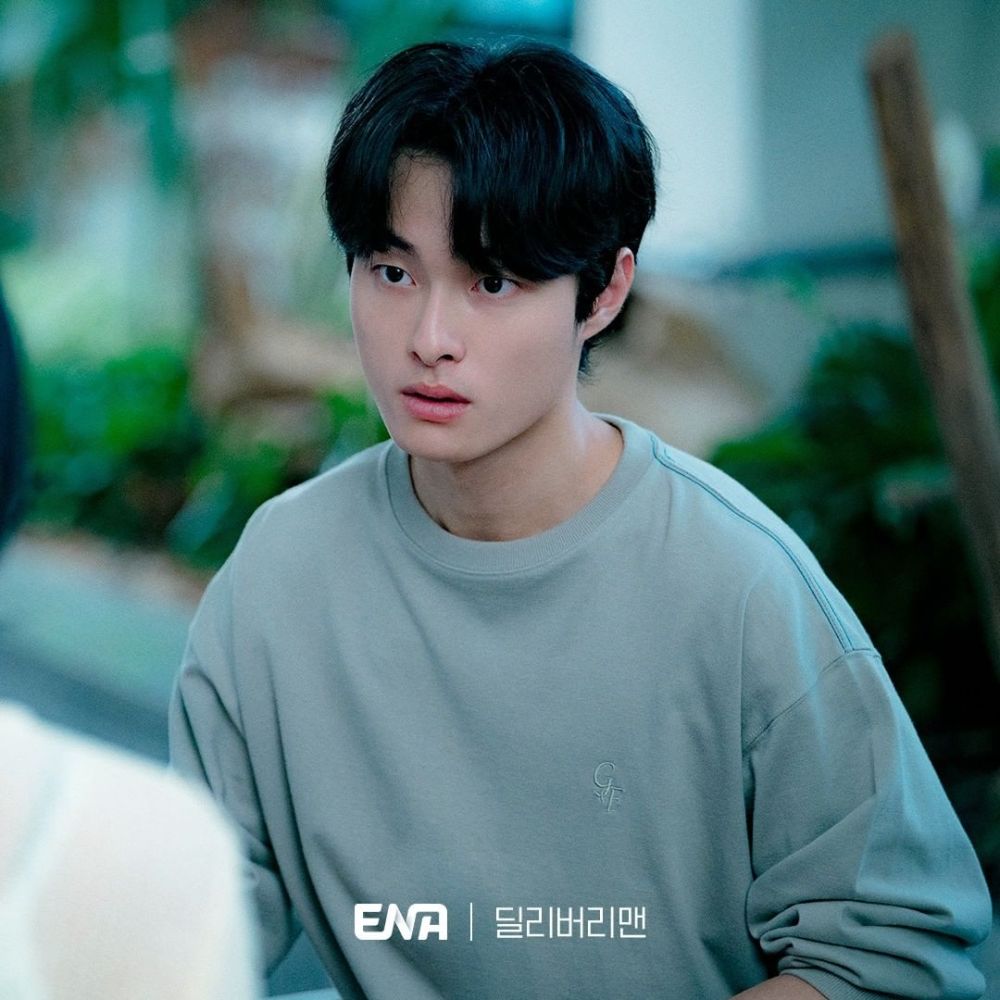 9 Kemalangan Seo Young Min di Drakor Delivery Man