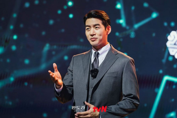 5 Aktor Korea Jadi CEO di Drakor Maret 2023, Karismatik!