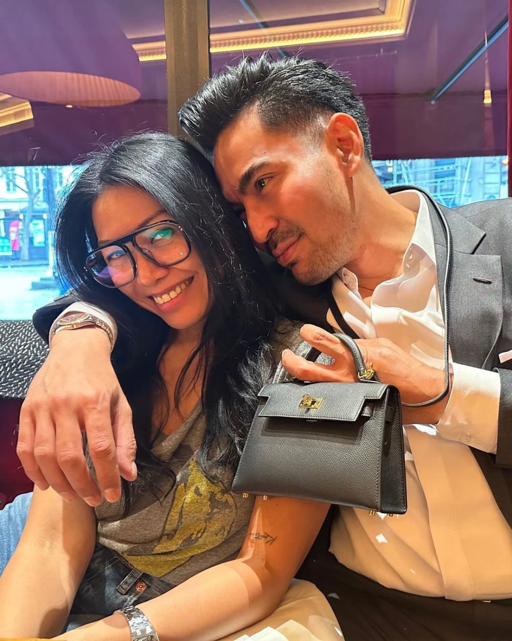 9 Momen Pertemuan Robby Purba dan Anggun di Paris