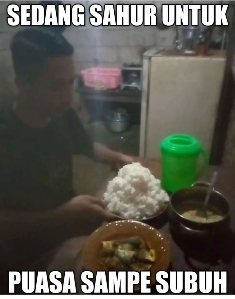 9 Meme Kocak saat Sahur Ini Dialami Banyak Orang