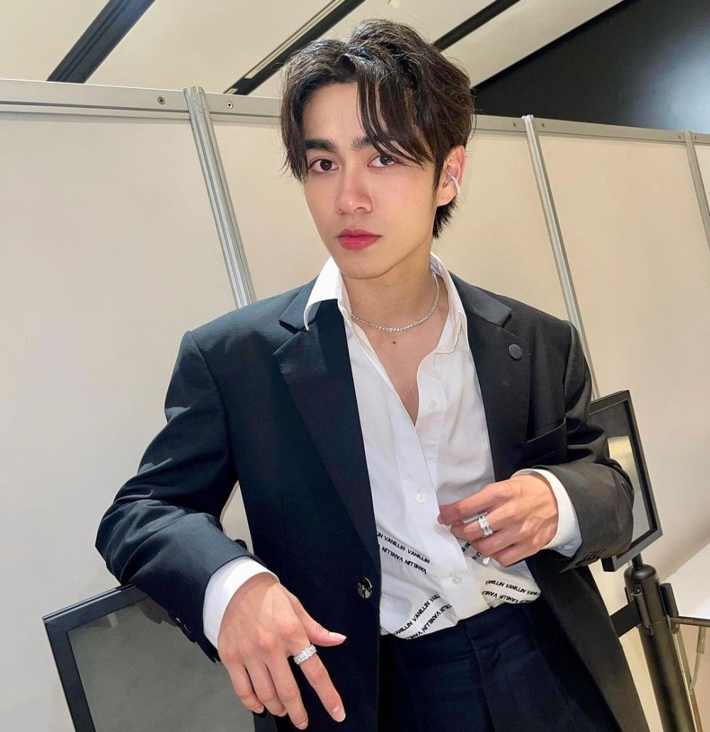 Fakta Boom Tharatorn Aktor Rookie GMMTV yang Curi Perhatian