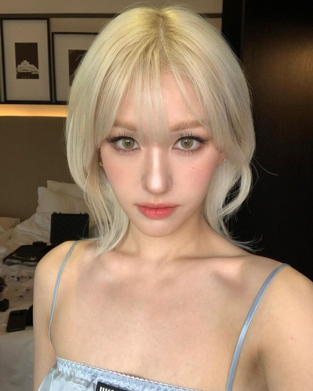 10 Potret Jeon Somi Dengan Rambut Pendek Cute Banget