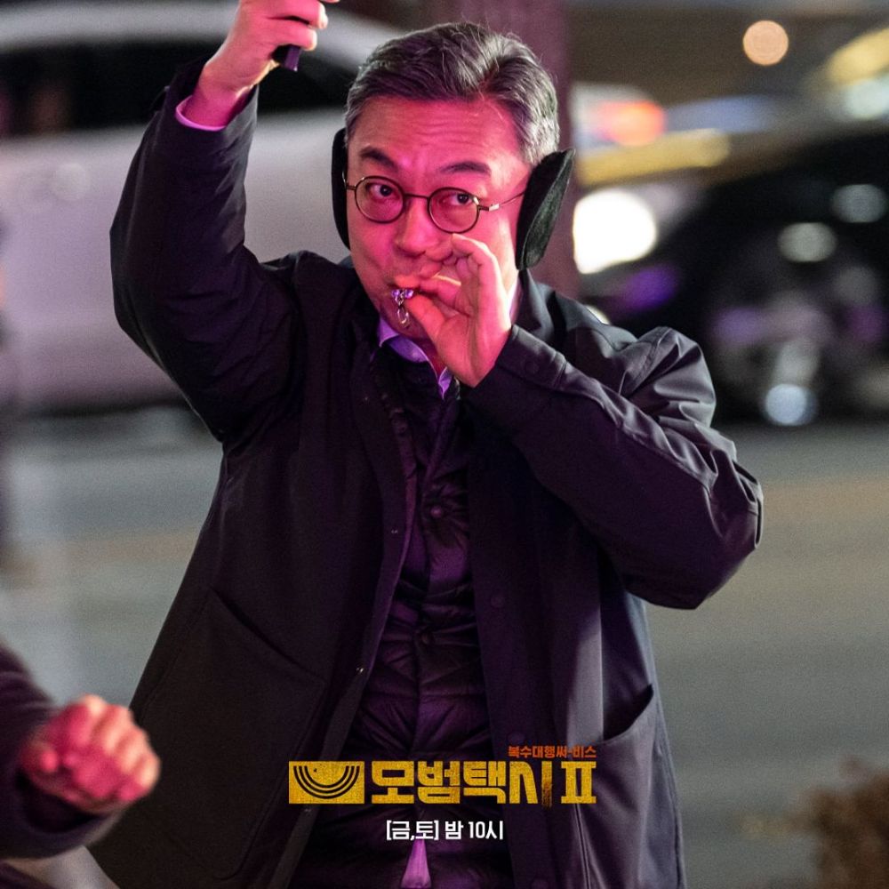 9 Momen Jang Sung Chul Turun ke Lapangan di Taxi Driver 2