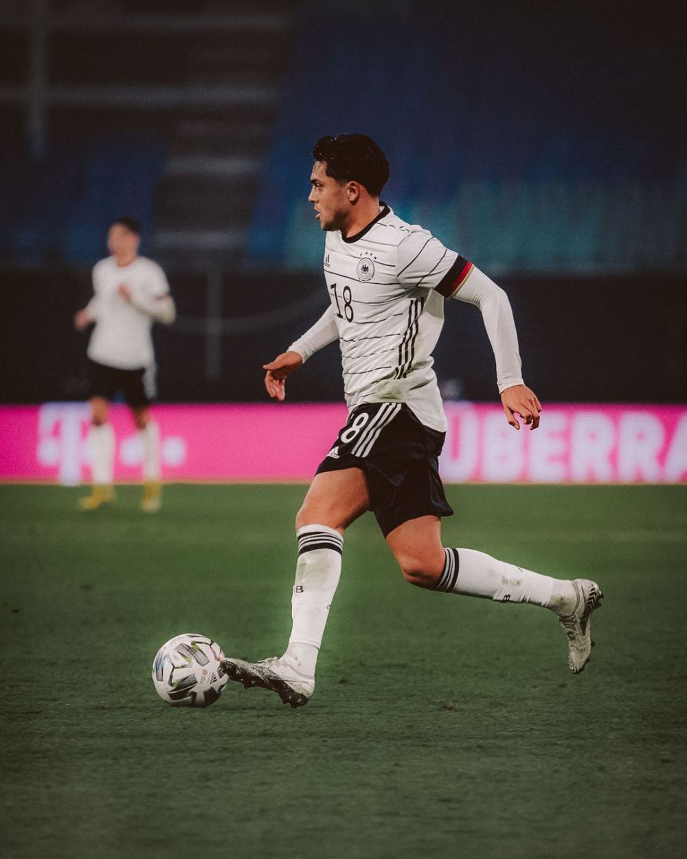 Potret Nadiem Amiri, Pemain Leverkusen Keturunan Afganistan