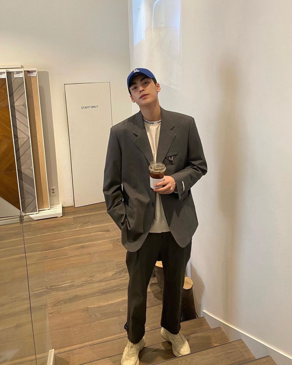 9 Ide Outfit Kece ala Kim Su Gyeom Duty After School