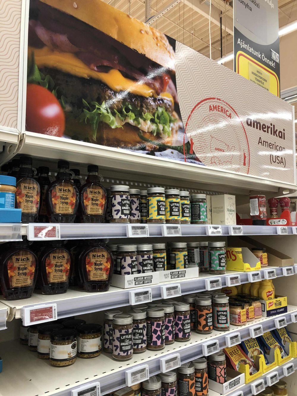 10 Potret Rak Spesifikasi Produk Paling Unik di Minimarket