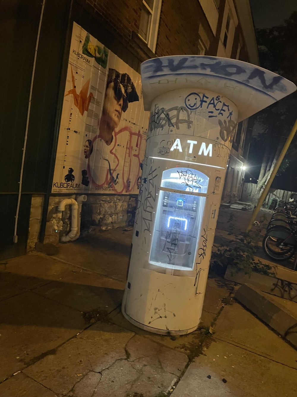 Hal Unik yang Orang Temukan di Toronto